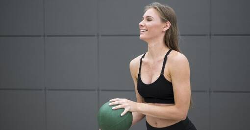 7 Powerful Weighted Ball Exercises to Supercharge Your Workouts | NutroOne
